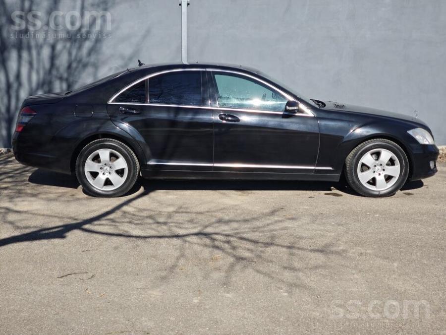 Черный Мерседес С 320 2006 в Огре, объемом двигателя 3.00 л и пробегом 340 тыс. км за 6150 €, фото 5 на AUTOMOTO.COM.LV
