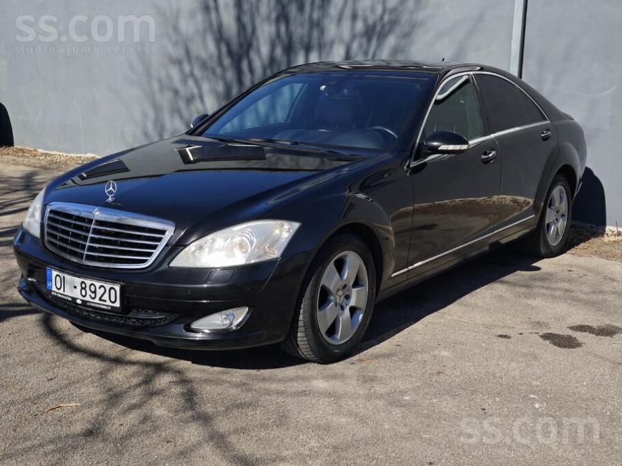Black Mercedes-Benz S 320 2006 in Ogre, with an engine capacity of 3.00 L and mileage of 340 thousand km for 5950 €, photo 4 on AUTOMOTO.COM.LV