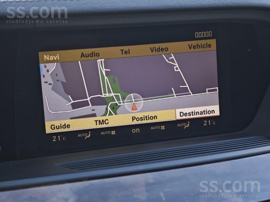 Black Mercedes-Benz S 320 2006 in Ogre, with an engine capacity of 3.00 L and mileage of 340 thousand km for 5950 €, photo 18 on AUTOMOTO.COM.LV