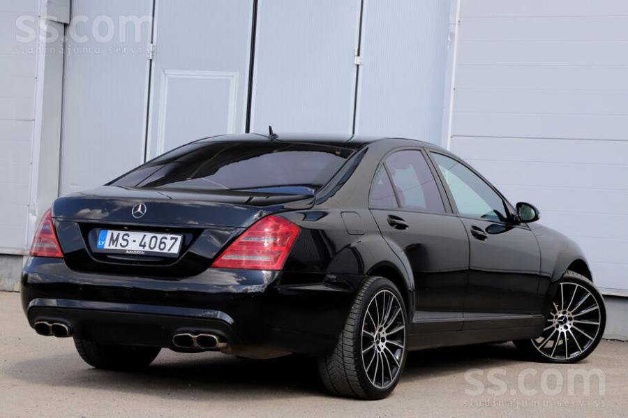 Черный Мерседес С 320 2006 в Тукумс, объемом двигателя 3.00 л и пробегом 347 тыс. км за 5990 €, фото 5 на AUTOMOTO.COM.LV