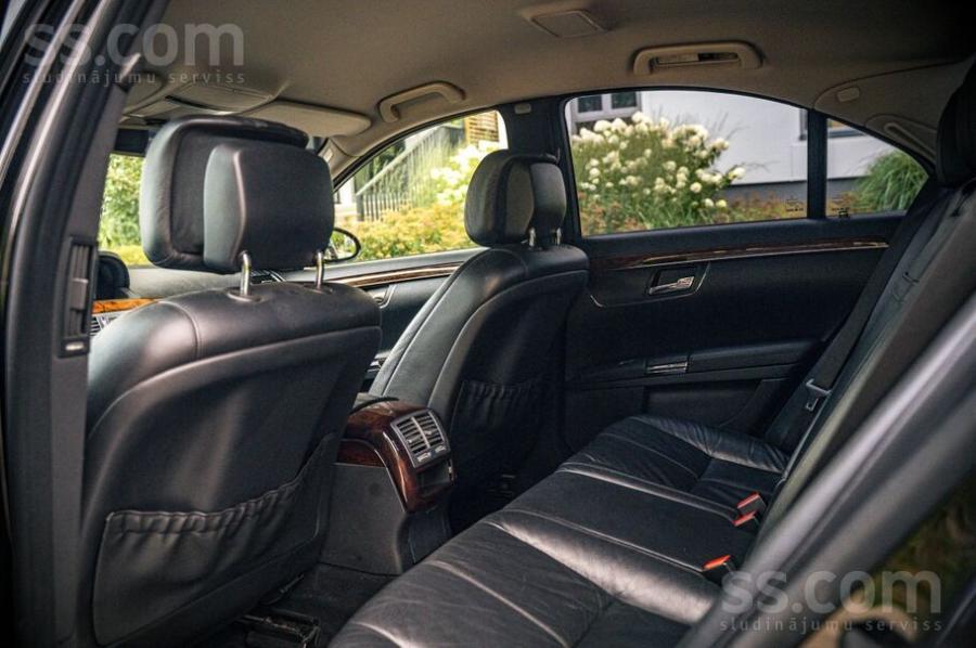 Melns Mercedes-Benz S 320 2006 Rīga, ar dzinēja tilpumu 3.00 L un nobraukumu 0 tūkst. km par 6990 €, foto 11 vietnē AUTOMOTO.COM.LV