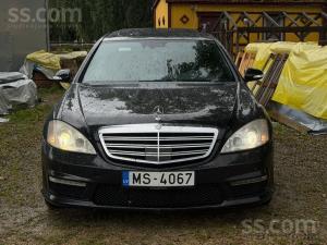 Black Mercedes-Benz S 320 2006 in Riga, with an engine capacity of 3.00 L and mileage of 0 thousand km for 3990 €, photo 6 on AUTOMOTO.COM.LV