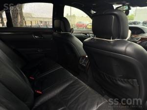 Black Mercedes-Benz S 320 2006 in Riga, with an engine capacity of 3.00 L and mileage of 0 thousand km for 3990 €, photo 12 on AUTOMOTO.COM.LV