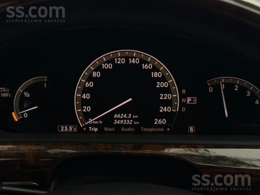 Black Mercedes-Benz S 320 2006 in Riga, with an engine capacity of 3.00 L and mileage of 0 thousand km for 3990 €, photo 14 on AUTOMOTO.COM.LV