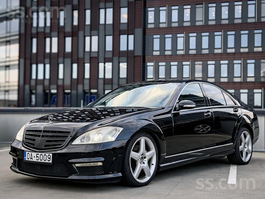 Black Mercedes-Benz S 320 2006 in Riga, with an engine capacity of 3.00 L and mileage of 344 thousand km for 7750 €, photo 3 on AUTOMOTO.COM.LV