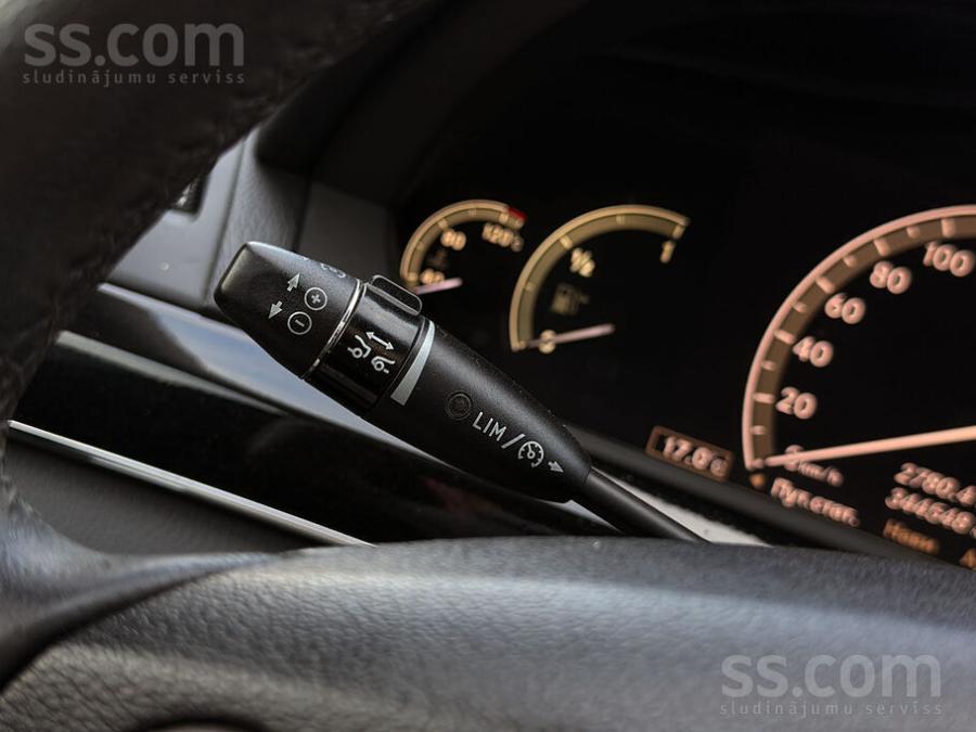 Black Mercedes-Benz S 320 2006 in Riga, with an engine capacity of 3.00 L and mileage of 344 thousand km for 7750 €, photo 19 on AUTOMOTO.COM.LV