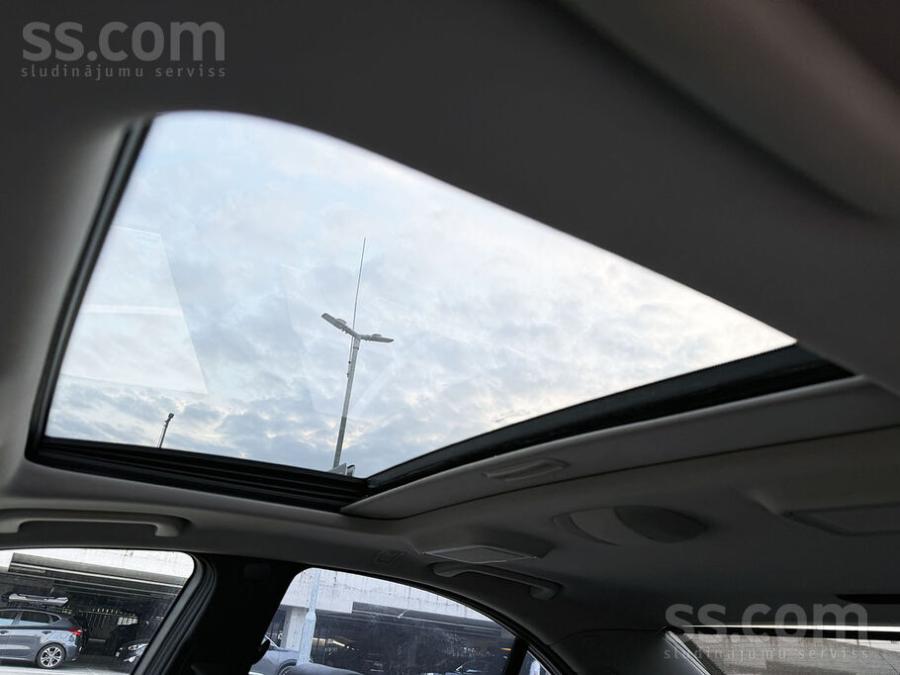 Black Mercedes-Benz S 320 2006 in Riga, with an engine capacity of 3.00 L and mileage of 344 thousand km for 7750 €, photo 30 on AUTOMOTO.COM.LV