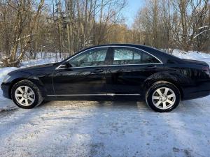 Black Mercedes-Benz S 320 2007 in Kaunas, with an engine capacity of 2.99 L and mileage of 412 thousand km for 5700 €, photo 10 on AUTOMOTO.COM.LV