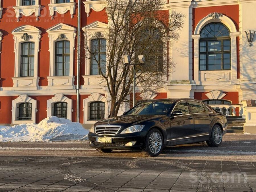 Melns Mercedes-Benz S 320 2007 Jelgava, ar dzinēja tilpumu 3.00 L un nobraukumu 341 tūkst. km par 8500 €, foto 1 vietnē AUTOMOTO.COM.LV