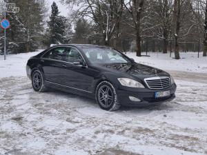 Melns Mercedes-Benz S 320 2007 Alīta, ar dzinēja tilpumu 3.00 L un nobraukumu 415 tūkst. km par 5800 €, foto  vietnē AUTOMOTO.COM.LV