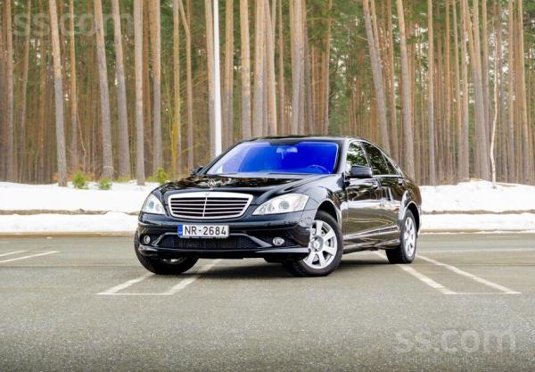 Melns Mercedes-Benz S 320 2007 Rīga, ar dzinēja tilpumu 3.00 L un nobraukumu 316 tūkst. km par 6390 €, foto 1 vietnē AUTOMOTO.COM.LV