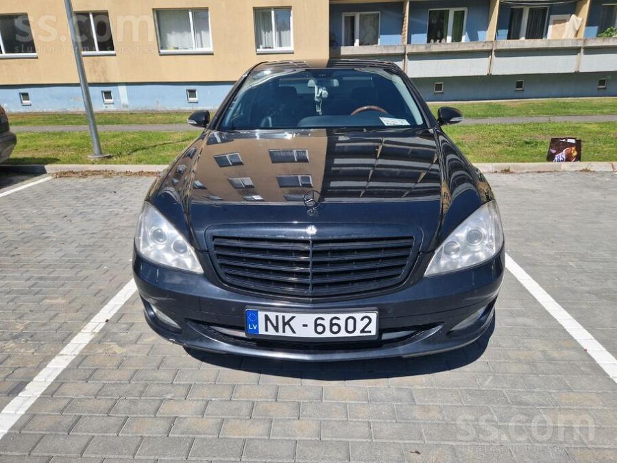 Melns Mercedes-Benz S 320 2007 Rīga, ar dzinēja tilpumu 3.00 L un nobraukumu 335 tūkst. km par 6600 €, foto 4 vietnē AUTOMOTO.COM.LV