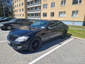 Melns Mercedes-Benz S 320 2007 Rīga, ar dzinēja tilpumu 3.00 L un nobraukumu 335 tūkst. km par 6600 €, foto 15 vietnē AUTOMOTO.COM.LV