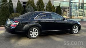 Melns Mercedes-Benz S 320 2007 Rīga, ar dzinēja tilpumu 3.00 L un nobraukumu 306 tūkst. km par 6200 €, foto 3 vietnē AUTOMOTO.COM.LV