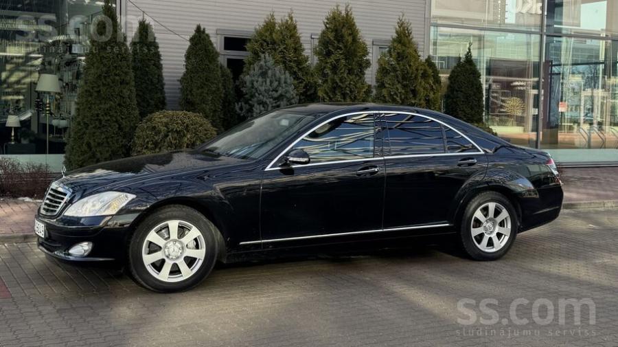 Melns Mercedes-Benz S 320 2007 Rīga, ar dzinēja tilpumu 3.00 L un nobraukumu 306 tūkst. km par 6200 €, foto 4 vietnē AUTOMOTO.COM.LV