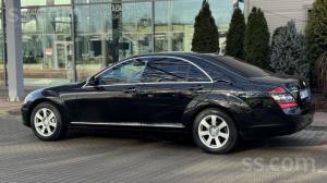 Melns Mercedes-Benz S 320 2007 Rīga, ar dzinēja tilpumu 3.00 L un nobraukumu 306 tūkst. km par 6200 €, foto 5 vietnē AUTOMOTO.COM.LV