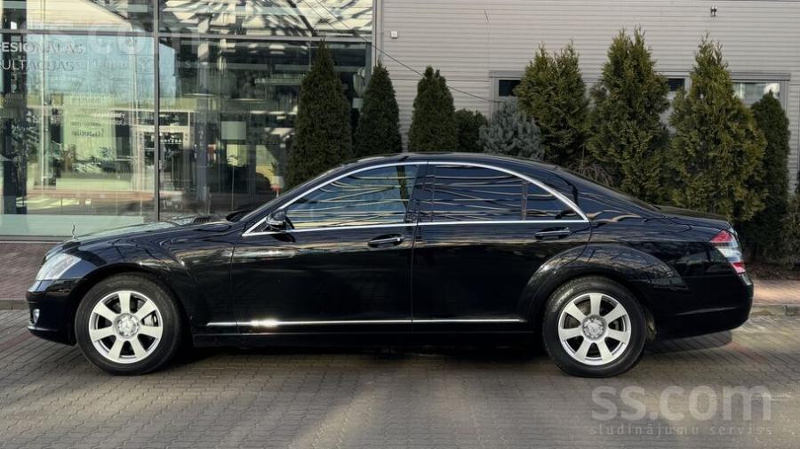 Melns Mercedes-Benz S 320 2007 Rīga, ar dzinēja tilpumu 3.00 L un nobraukumu 306 tūkst. km par 6200 €, foto 7 vietnē AUTOMOTO.COM.LV