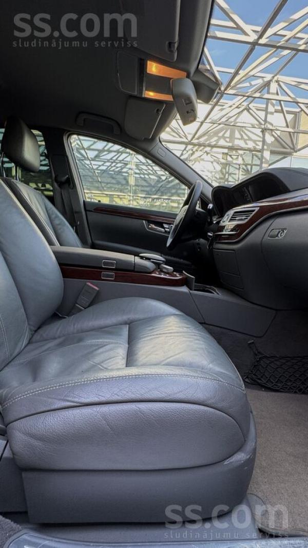 Melns Mercedes-Benz S 320 2007 Rīga, ar dzinēja tilpumu 3.00 L un nobraukumu 306 tūkst. km par 6200 €, foto 10 vietnē AUTOMOTO.COM.LV