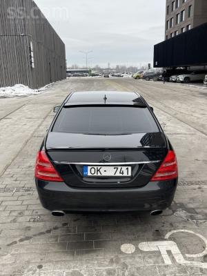 Black Mercedes-Benz S 320 2007 in Riga, with an engine capacity of 3.00 L and mileage of 340 thousand km for 6000 €, photo 12 on AUTOMOTO.COM.LV