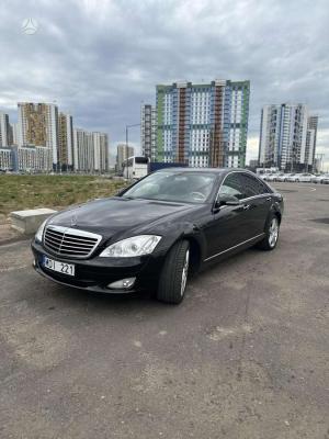 Melns Mercedes-Benz S 320 2007 Viļņa, ar dzinēja tilpumu 2.99 L un nobraukumu 391 tūkst. km par 6200 €, foto 4 vietnē AUTOMOTO.COM.LV