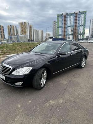 Melns Mercedes-Benz S 320 2007 Viļņa, ar dzinēja tilpumu 2.99 L un nobraukumu 391 tūkst. km par 6200 €, foto 5 vietnē AUTOMOTO.COM.LV