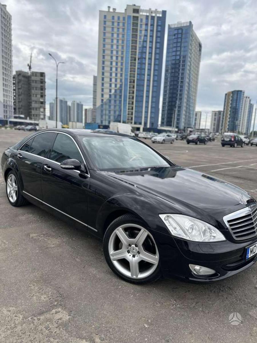 Melns Mercedes-Benz S 320 2007 Viļņa, ar dzinēja tilpumu 2.99 L un nobraukumu 391 tūkst. km par 6200 €, foto 7 vietnē AUTOMOTO.COM.LV