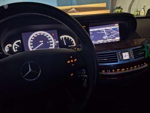 Black Mercedes-Benz S 320 2007 in Vilnius, with an engine capacity of 2.99 L and mileage of 273 thousand km for 7250 €, photo 9 on AUTOMOTO.COM.LV