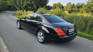 Черный Мерседес С 320 2007 в Вильнюс, объемом двигателя 3.00 л и пробегом 300 тыс. км за 6900 €, фото 8 на AUTOMOTO.COM.LV