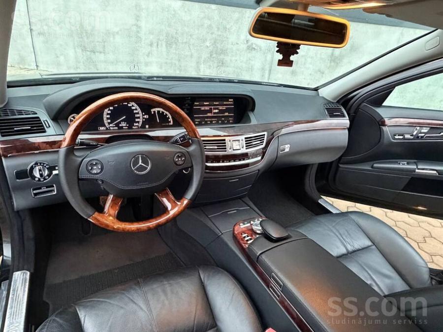 Melns Mercedes-Benz S 320 2008 Rīga, ar dzinēja tilpumu 3.00 L un nobraukumu 0 tūkst. km par 6450 €, foto 14 vietnē AUTOMOTO.COM.LV