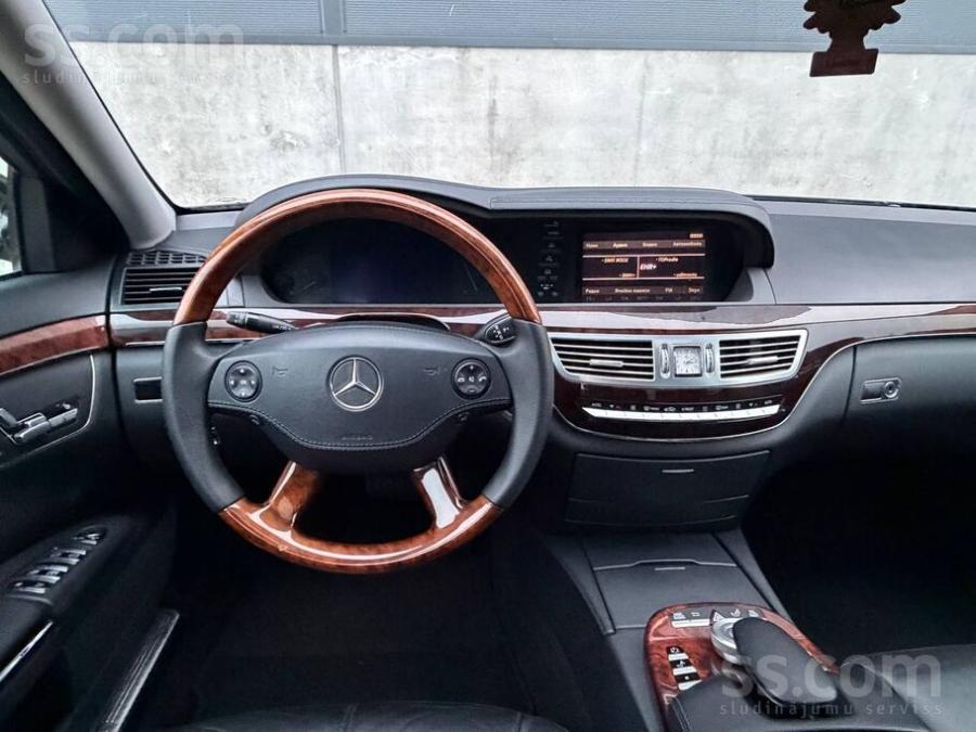 Melns Mercedes-Benz S 320 2008 Rīga, ar dzinēja tilpumu 3.00 L un nobraukumu 0 tūkst. km par 6450 €, foto 15 vietnē AUTOMOTO.COM.LV