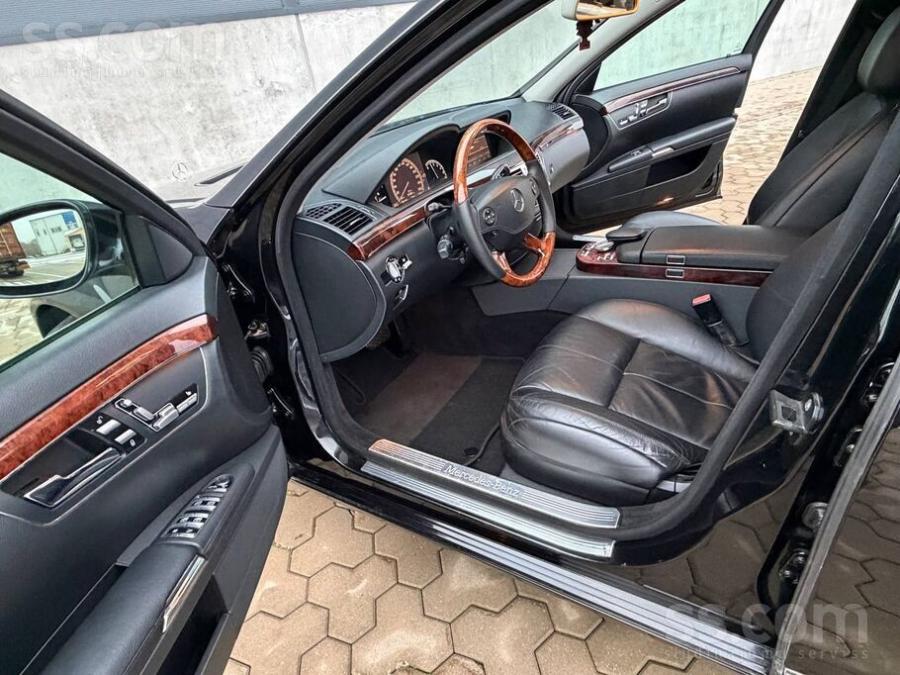 Melns Mercedes-Benz S 320 2008 Rīga, ar dzinēja tilpumu 3.00 L un nobraukumu 0 tūkst. km par 6450 €, foto 16 vietnē AUTOMOTO.COM.LV