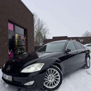 Black Mercedes-Benz S 320 2008 in Kaisiadorys, with an engine capacity of 2.99 L and mileage of 350 thousand km for 5450 €, photo  on AUTOMOTO.COM.LV