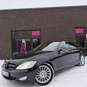 Black Mercedes-Benz S 320 2008 in Kaisiadorys, with an engine capacity of 2.99 L and mileage of 350 thousand km for 5450 €, photo 3 on AUTOMOTO.COM.LV