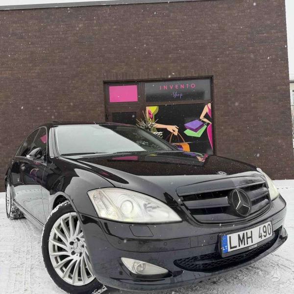 Black Mercedes-Benz S 320 2008 in Kaisiadorys, with an engine capacity of 2.99 L and mileage of 350 thousand km for 5450 €, photo 4 on AUTOMOTO.COM.LV