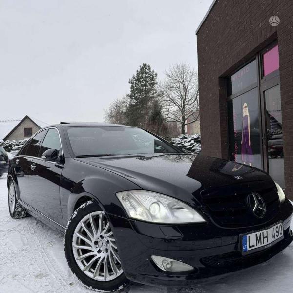 Black Mercedes-Benz S 320 2008 in Kaisiadorys, with an engine capacity of 2.99 L and mileage of 350 thousand km for 5450 €, photo 10 on AUTOMOTO.COM.LV