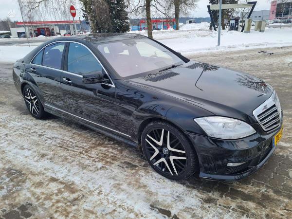 Melns Mercedes-Benz S 320 2008 Tauragė, ar dzinēja tilpumu 2.99 L un nobraukumu 330 tūkst. km par 8750 €, foto 6 vietnē AUTOMOTO.COM.LV