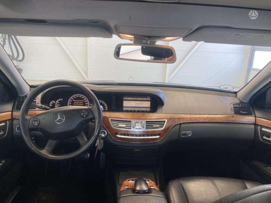 Melns Mercedes-Benz S 320 2008 Radviliškis, ar dzinēja tilpumu 2.99 L un nobraukumu 256 tūkst. km par 5384 €, foto 11 vietnē AUTOMOTO.COM.LV