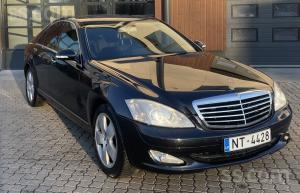 Черный Мерседес С 320 2008 в Рига, объемом двигателя 3.00 л и пробегом 289 тыс. км за 5500 €, фото 3 на AUTOMOTO.COM.LV