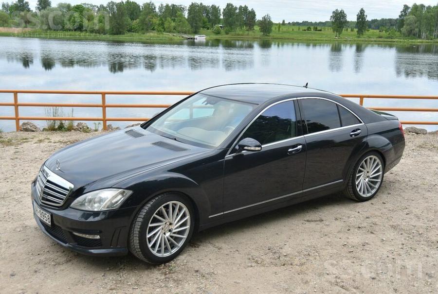 Black Mercedes-Benz S 320 2008 in Aizkraukle, with an engine capacity of 3.00 L and mileage of 270 thousand km for 7500 €, photo 4 on AUTOMOTO.COM.LV