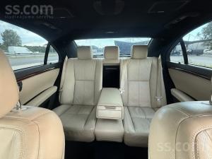 Черный Мерседес С 320 2008 в Рига, объемом двигателя 3.00 л и пробегом 275 тыс. км за 5900 €, фото 12 на AUTOMOTO.COM.LV