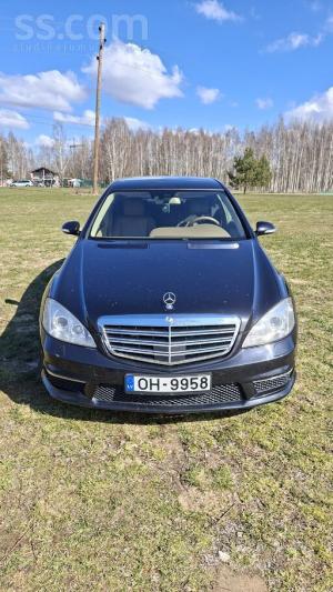 Black Mercedes-Benz S 320 2008 in Aizkraukle, with an engine capacity of 3.00 L and mileage of 270 thousand km for 7499 €, photo  on AUTOMOTO.COM.LV