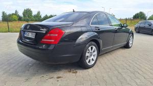 Черный Мерседес С 320 2008 в Вильнюс, объемом двигателя 2.99 л и пробегом 268 тыс. км за 6100 €, фото 7 на AUTOMOTO.COM.LV