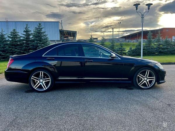 Melns Mercedes-Benz S 320 2008 Ukmergė, ar dzinēja tilpumu 3.20 L un nobraukumu 284 tūkst. km par 5700 €, foto 10 vietnē AUTOMOTO.COM.LV