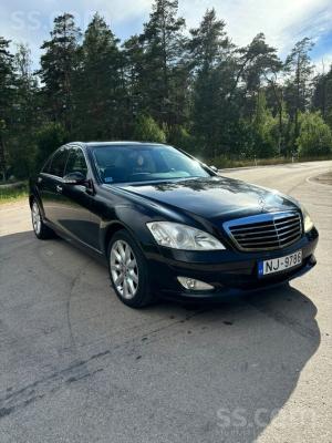 Melns Mercedes-Benz S 320 2008 Jēkabpils, ar dzinēja tilpumu 3.00 L un nobraukumu 391 tūkst. km par 5200 €, foto 5 vietnē AUTOMOTO.COM.LV