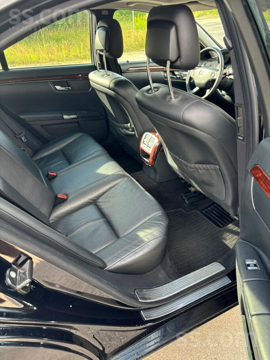 Melns Mercedes-Benz S 320 2008 Jēkabpils, ar dzinēja tilpumu 3.00 L un nobraukumu 391 tūkst. km par 5200 €, foto 6 vietnē AUTOMOTO.COM.LV