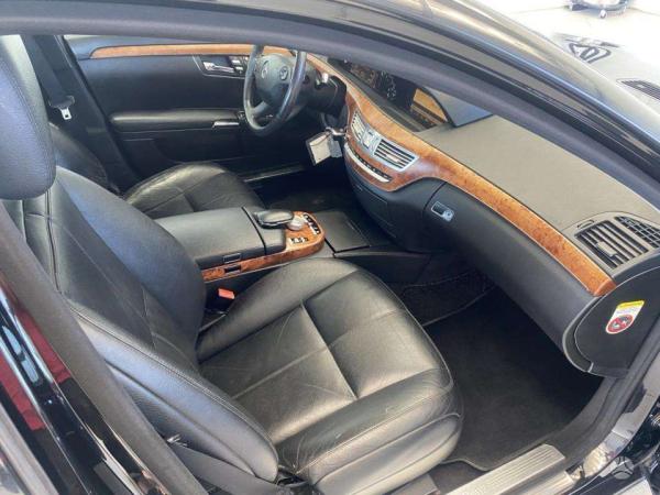 Black Mercedes-Benz S 320 2008 in Radviliskis, with an engine capacity of 2.99 L and mileage of 256 thousand km for 5263 €, photo 8 on AUTOMOTO.COM.LV