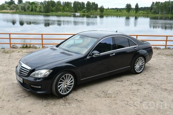 Black Mercedes-Benz S 320 2008 in Aizkraukle, with an engine capacity of 3.00 L and mileage of 271 thousand km for 6499 €, photo 4 on AUTOMOTO.COM.LV