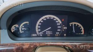 Черный Мерседес С 320 2008 в Айзкраукле, объемом двигателя 3.00 л и пробегом 271 тыс. км за 6499 €, фото 8 на AUTOMOTO.COM.LV