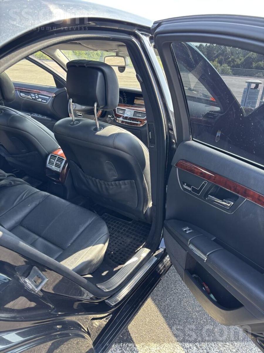 Melns Mercedes-Benz S 320 2008 Valmiera, ar dzinēja tilpumu 3.00 L un nobraukumu 296 tūkst. km par 7450 €, foto 7 vietnē AUTOMOTO.COM.LV