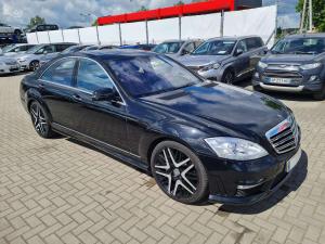 Melns Mercedes-Benz S 320 2008 Tauragė, ar dzinēja tilpumu 2.99 L un nobraukumu 330 tūkst. km par 6750 €, foto  vietnē AUTOMOTO.COM.LV